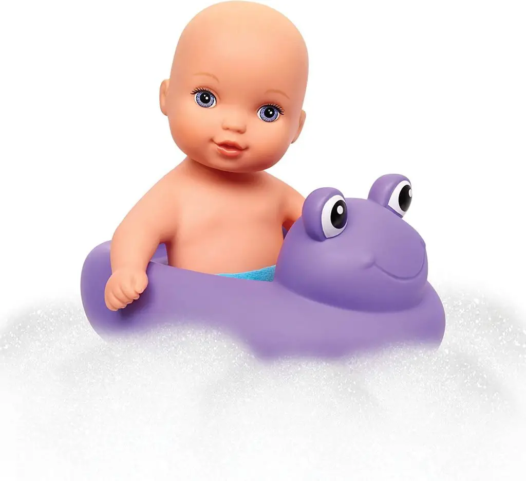 Must Have Gear for a Great Pool Day with Toddlers - Amy's Balancing Act